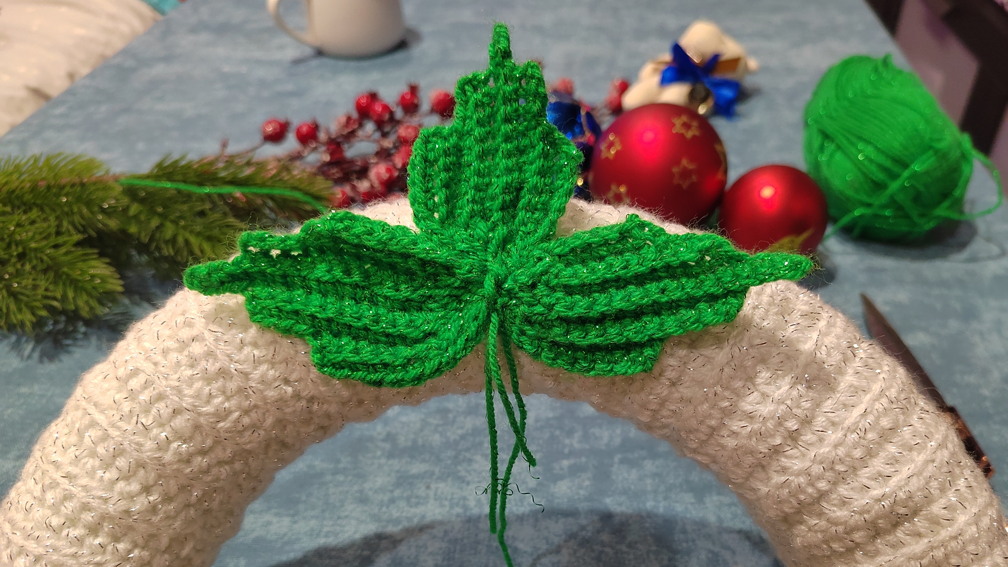 Листья крючком //Видеоописание