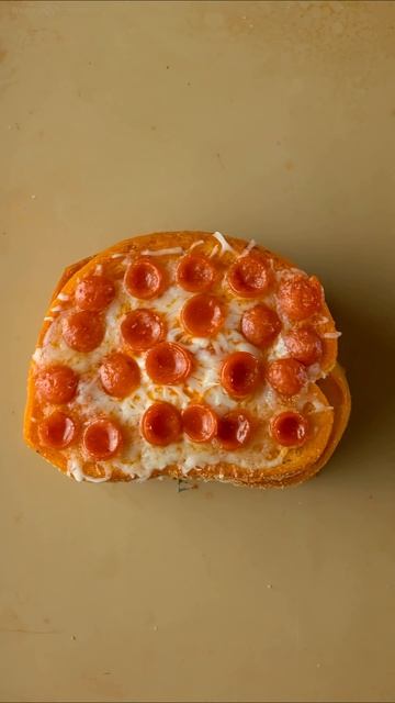 Мини пицца, быстро и вкусно 🍕