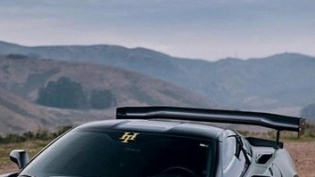 есть комментарииии 🤐🤗🤑🤪