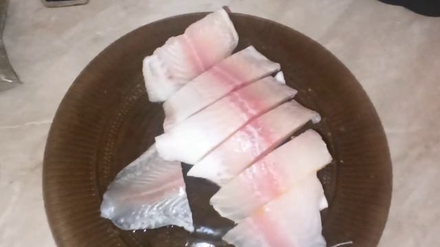 Филе пангасиуса с овощами в духовке