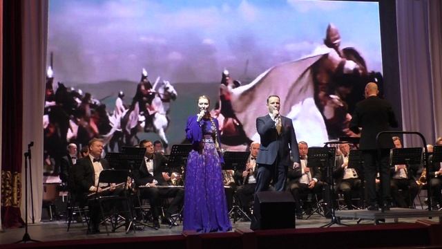 Муз. Пахмутова, сл. Добронравов. «Богатырская наша сила» ДуэтАнастасия Лысякова и Николай Ляховский