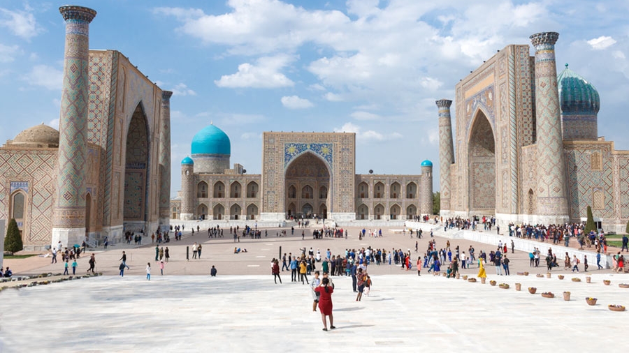 ГОЛУБЫЕ КУПОЛА САМАРКАНДА