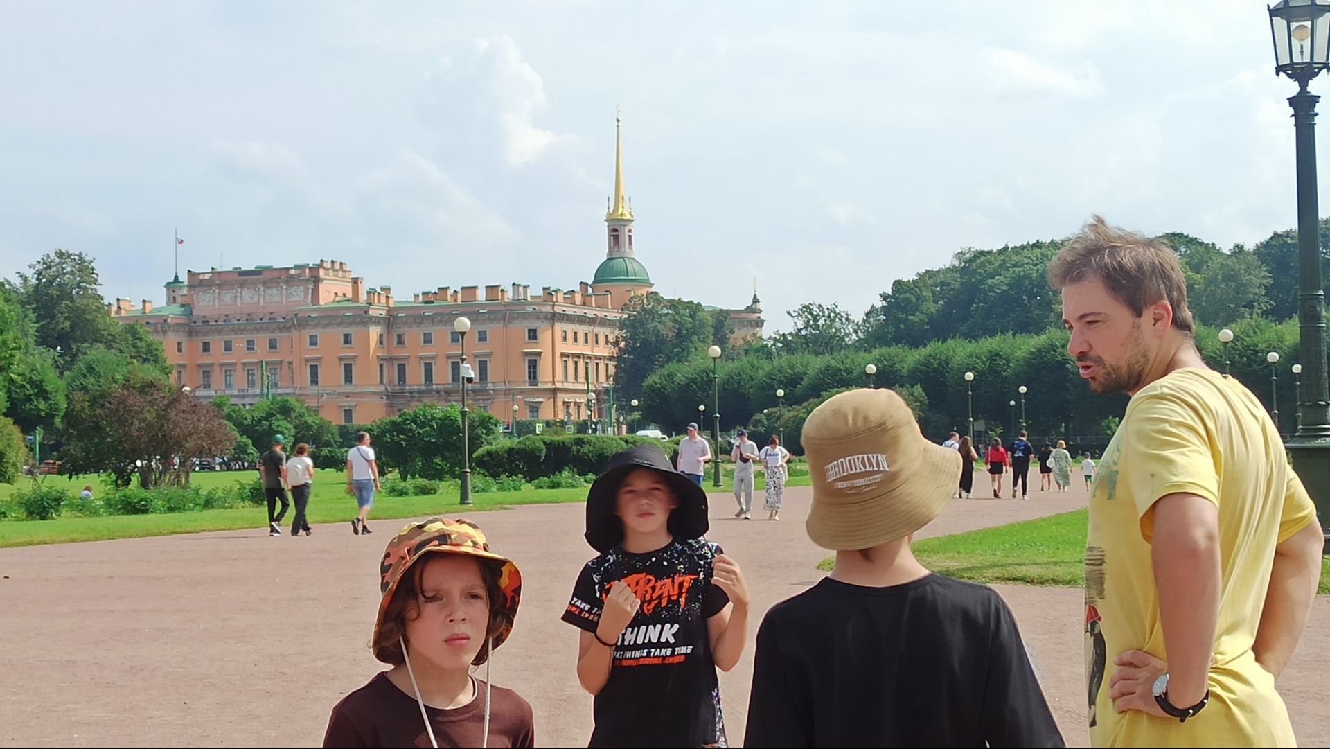 Путешествие в Карелию с детьми. День 14 и 15. Санкт-Петербург и Великий Новгород