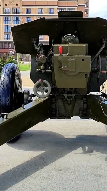 Красавица советская гаубица.