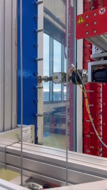 Испытание оконной створки  W72