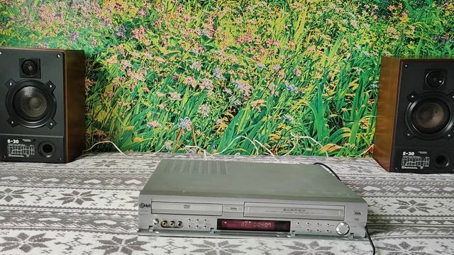 Аналог vs Цифра (CD vs Hi-Fi VHS)