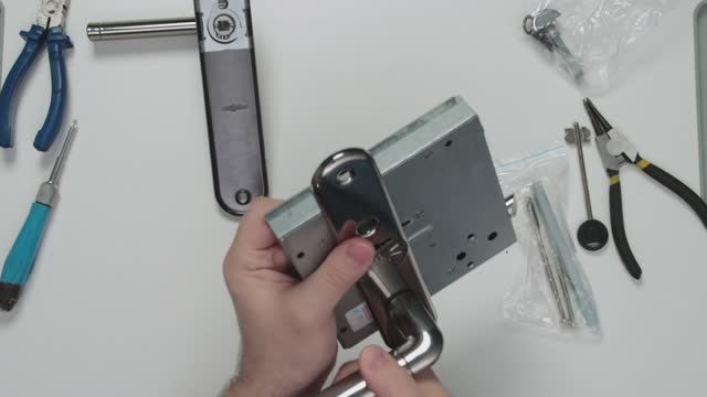 Врезной сувальдный замок BORDER 77937 Рязань тяж левые ручки переворот