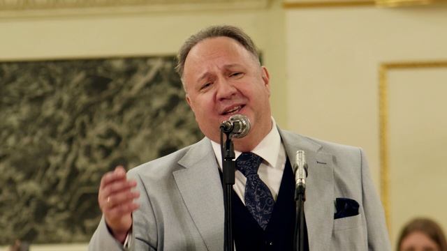 С. Туликов, сл. А. Пришельца “Жизнь моя, любовь моя”.