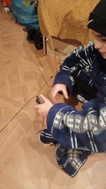 неуклюжий дед 11 серия провод