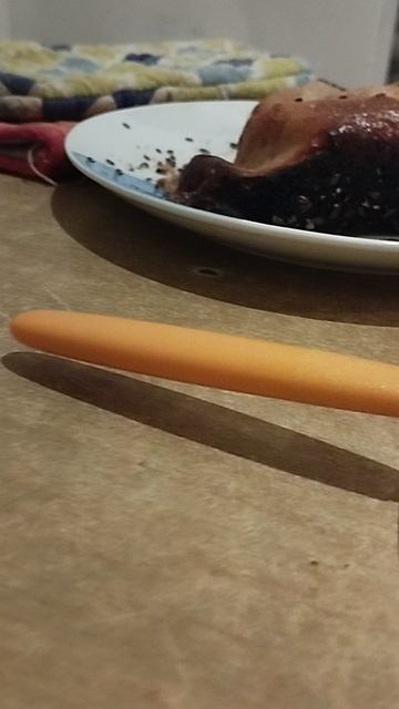 ребята у нас вилка стала болидом формулы 1 она бесконечно качается ча-ча-ча