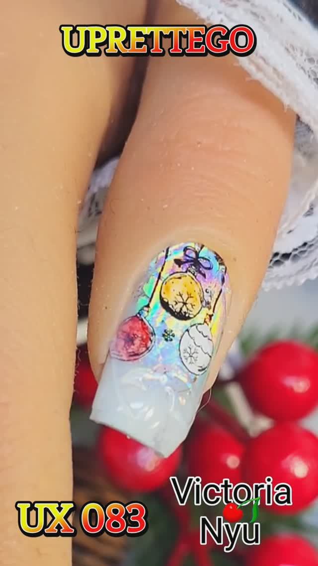 #merrychristmas #manicure #nailart #stamping #stampingplates #naildesign #uprettego #victorianyu