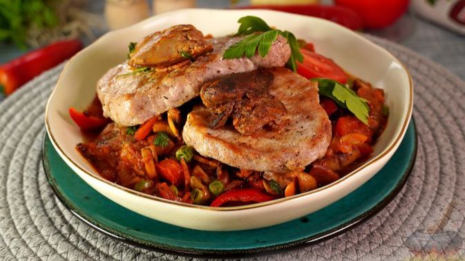 СВИНИНА ПО-БУДАПЕШТСКИ