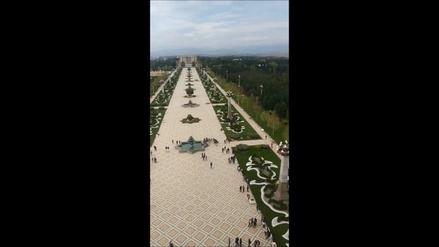 Парк. Ландшафтный дизайн который я вастанавливаю.