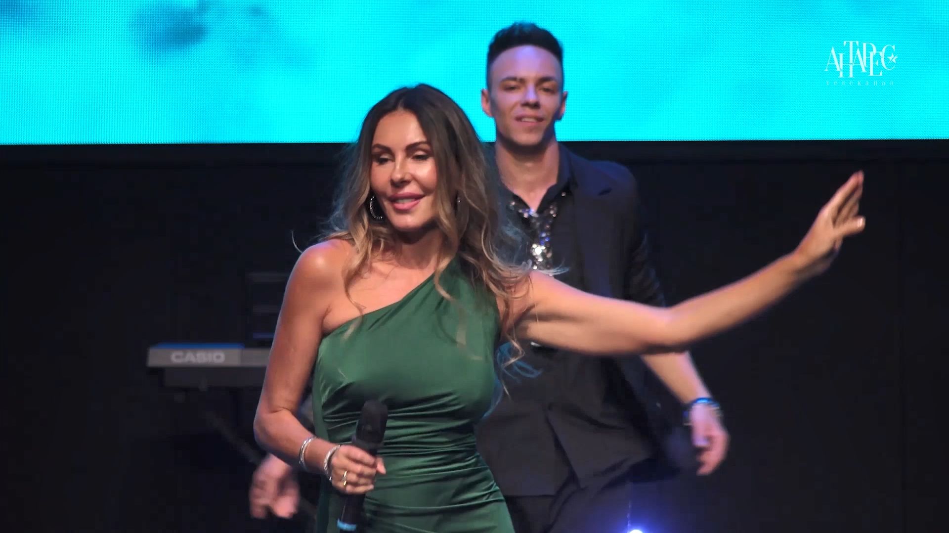 Оксана Мажулис - По моим килогерцам