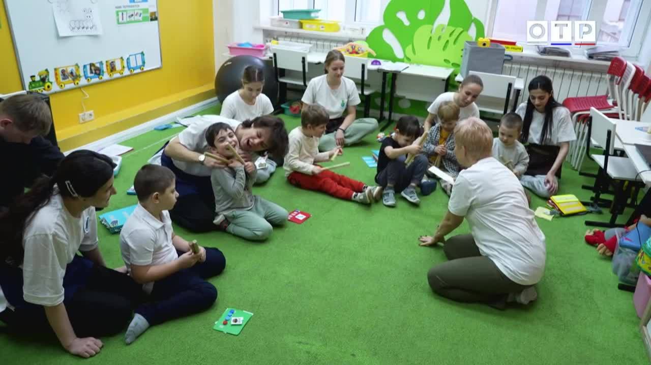 Расстройство аутистического спектра