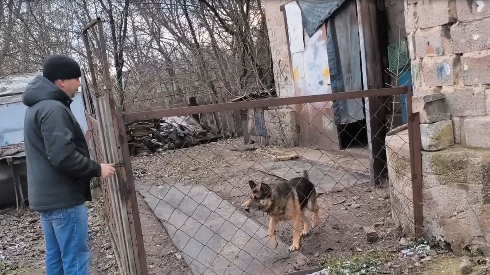 ЗАКАЗАЛИ ОКНА В ДОМ / НАЧАЛИ МЕНЯТЬ ПОТОЛОК (39 СЕРИЯ)