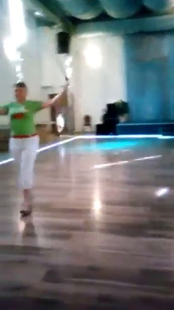 Репетиция с тренировочными поями.