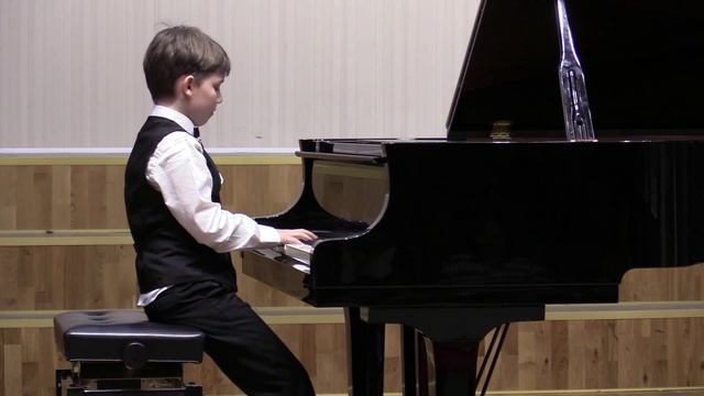 П. Чайковский "Утренняя молитва", "Игра в лошадки"