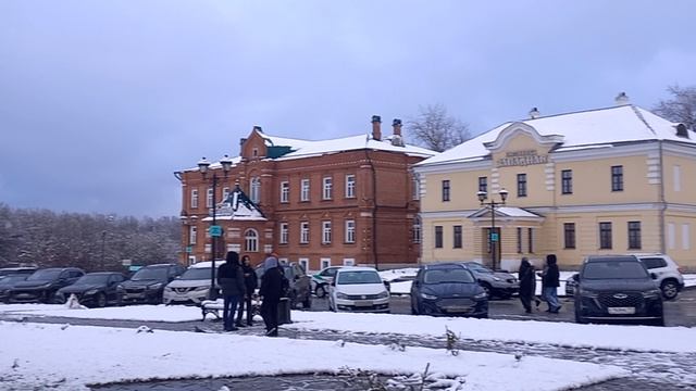 У ворот Новоиерусалимского монастыря. 15 ноября 2025 год