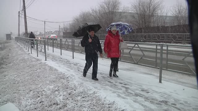 " Это просто Ноябрь   ... "