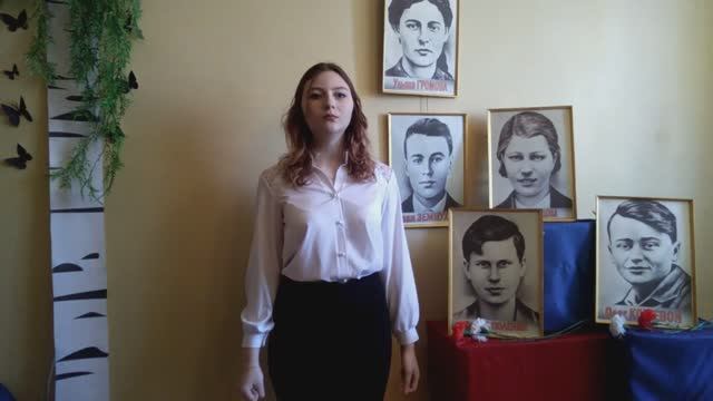 Стихотворение "Камера" (Автор: А.Никитенко; исполняет: Цинкевич Елена)