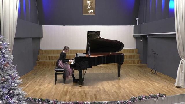 Э. Григ "Минувшие дни"