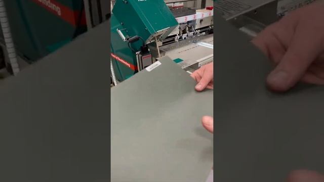 Cover 1 - инновационный комплекс для оперативного изготовления переплетных крышек