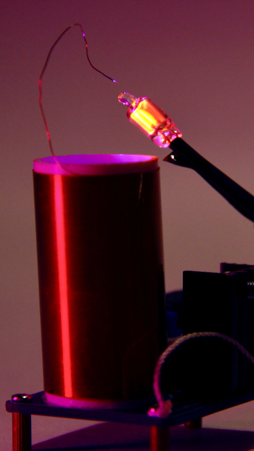 Мастер-класс "Катушка Тесла"