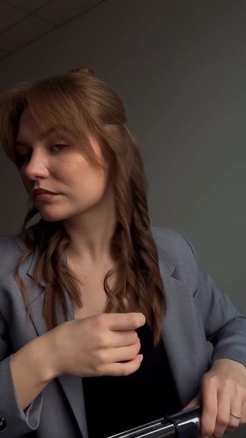 Быстрые красивые локоны на утюжок в домашних условиях #прическа #укладка #волосы #локоны