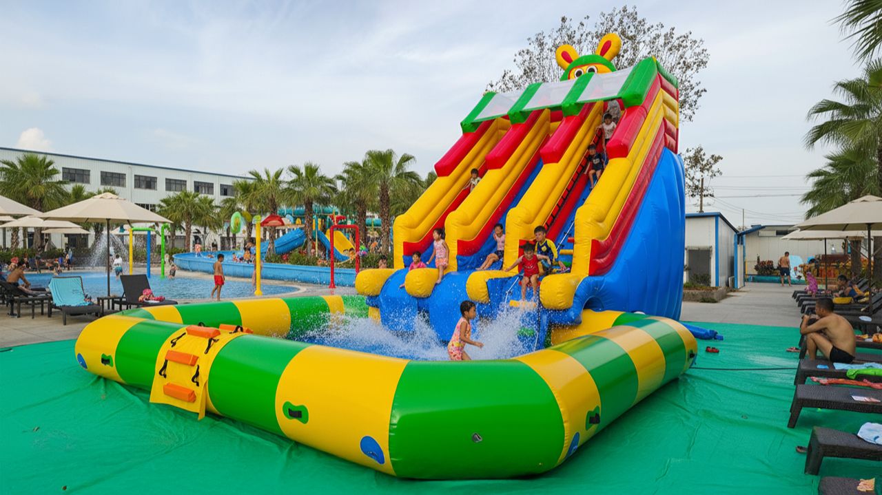 Надувная водная горка «Аква-монстро» 11*7*7,25 м