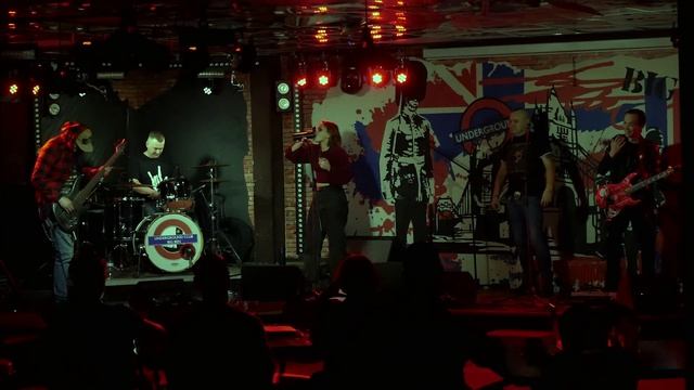 2025-12-12 - Группа «CUSTOM» - Tver-Metal-Fest в клубе «Big Ben»