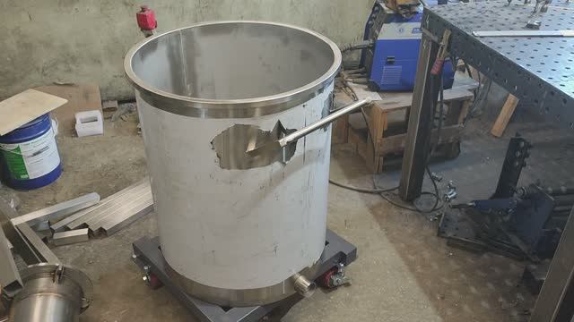 Дежа 232 литра На Колёсах Подкатная