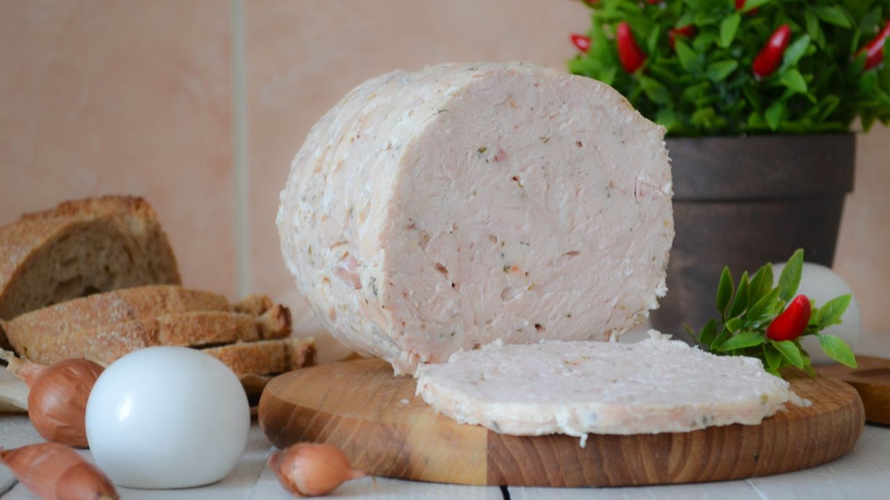 Почему я больше не покупаю колбасу? Куриная ветчина в ветчиннице — просто и вкусно!