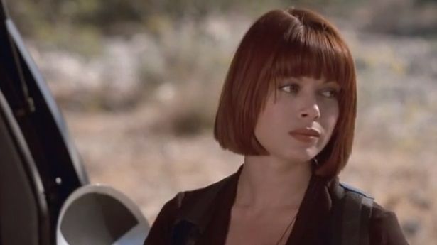 Агент Джена из кинофильма "Перехватчики" (1999) / Энджел Борис / инопланетяне / фантастика, боевик