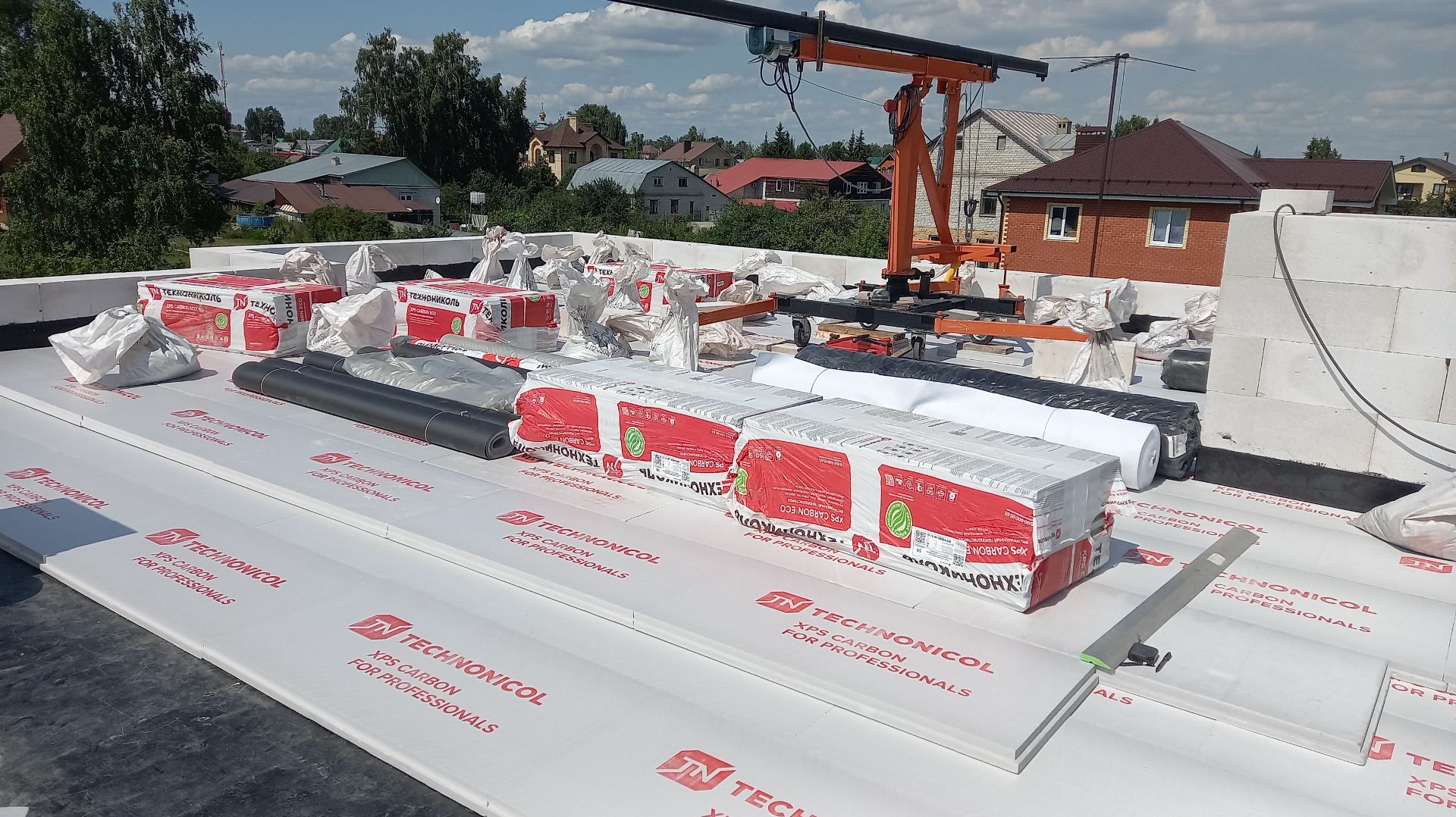 Балластная кровля с ПВХ мембраной