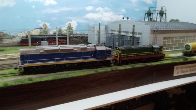 Модель ТЭМ14 от Major Models в масштабе 1:87 на макете