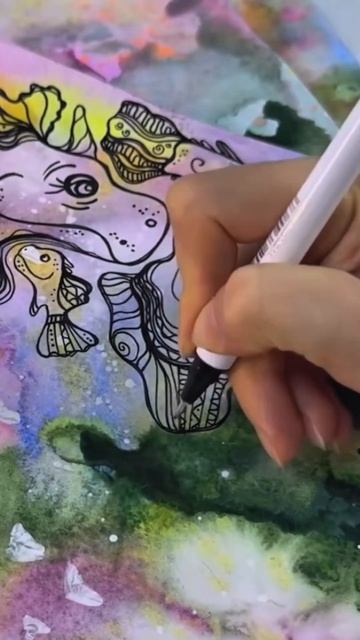 Я думала, что всё испортила. А холст просто жил своей жизнью 😅 | Читай пост в ТГ, ссылка в описании