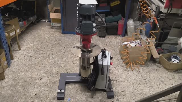 Бисерная Мельница Лабораторная 20 л. С Электрическим Подъёмом