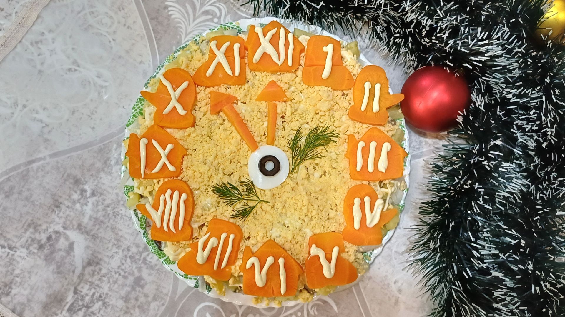 НОВОГОДНИЙ Салат!!!! ЧАСИКИ ТИК - ТАК!!!!🎅🏼❄🎅🏼❄