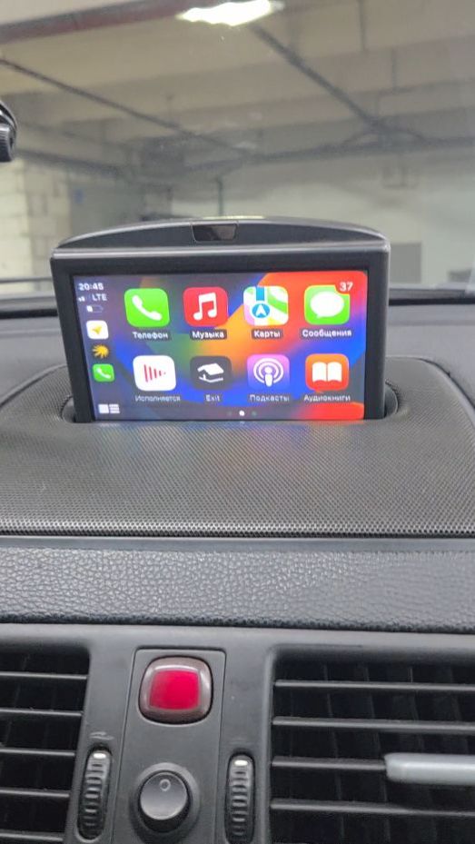 Подключаем штатный моторизованный монитор RTI с матрицей HD в Volvo XC90 без штатного монитора