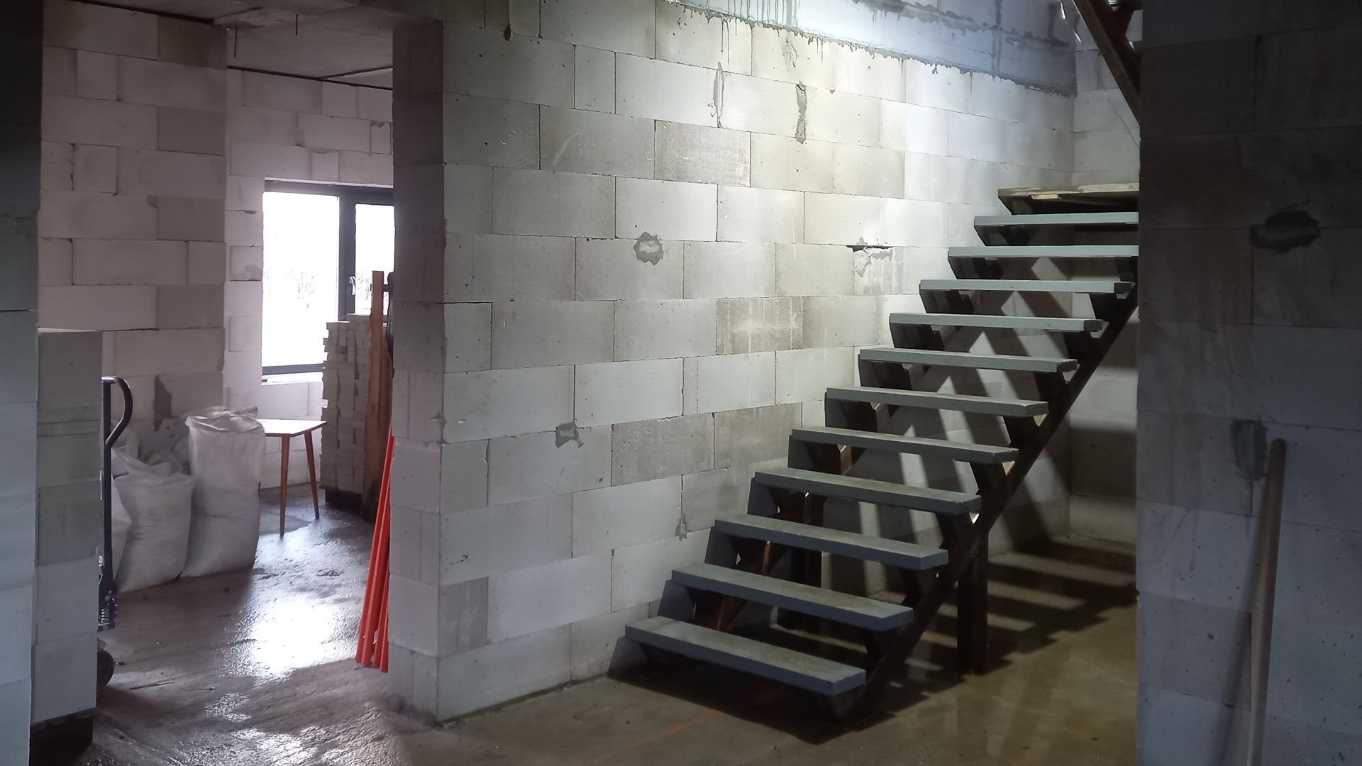 Межэтажная лестница