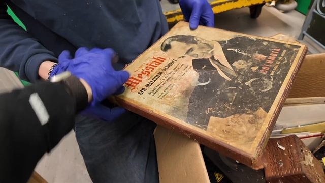 Часть 2.Выиграли склад винтажных вещей за £2400(Аукционы контейнеров в Англии)