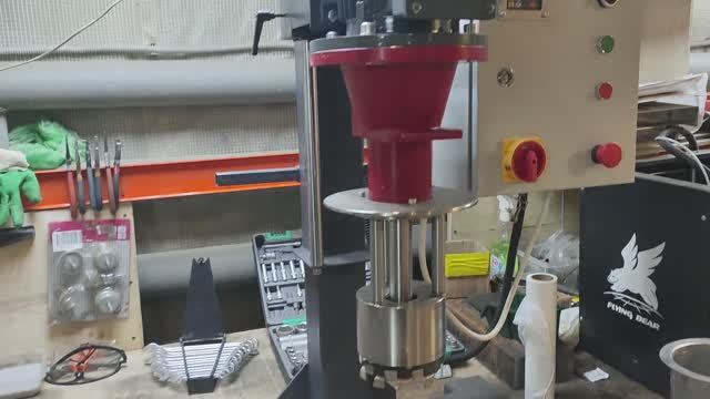 Лабораторная бисерная мельница на 2 литров для ЛКМ