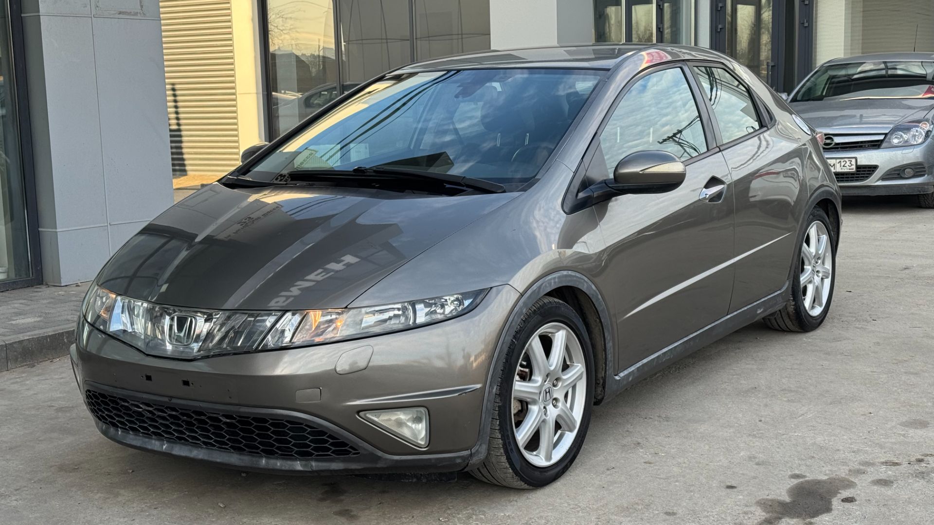 Honda Civic 4817 - Вы можете купить в автосалоне АВРОРА Краснодар Ростовское шоссе 23/1