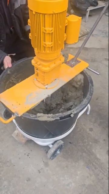 Стяжка пола Ильский строитель и растворосмеситель СГ 80