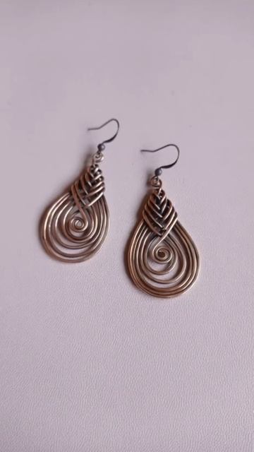 #shorts Плетёные медные серьги. Мастер-класс на канале