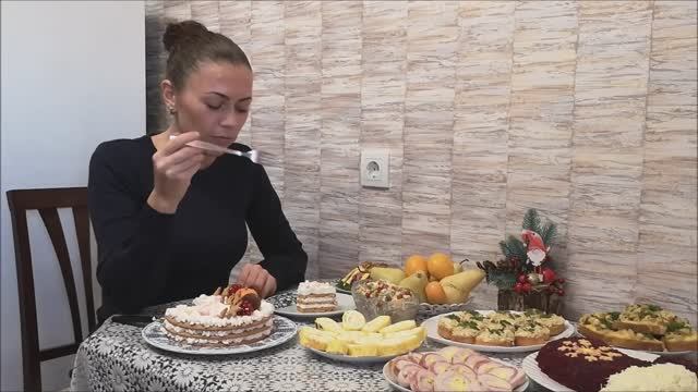 Торт "Медовик" за 30 МИНУТ Без Лишних Заморочек Тающий во рту МЕДОВЫЙ ТОРТ