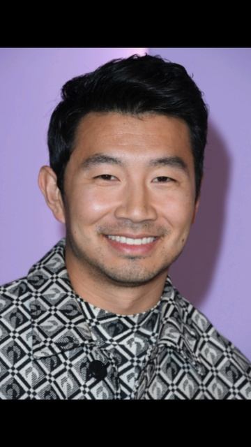 Симу Лю / Simu Liu / 刘思慕 - китайский актер