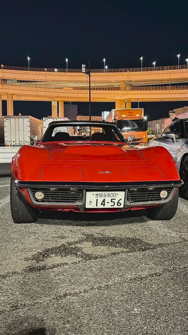 CORVETTE C3: когда Америка делала крутые тачки | 📍Культовая Daikoku Parking 🇯🇵