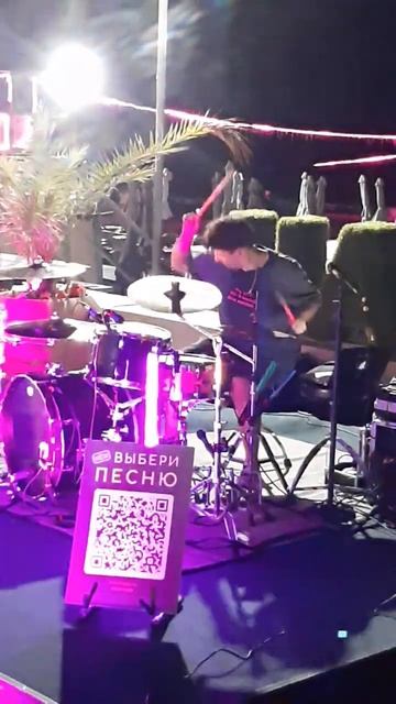 Нирвана (Nirvana Smells Like Teen Spirit)🎸 Барабанщик Тимур🥁